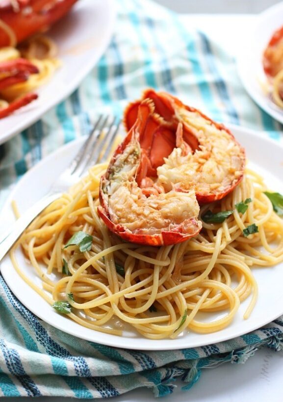 Lobster Spaghetti (Santorini Style) + A Giveaway! - Cooking for Keeps
